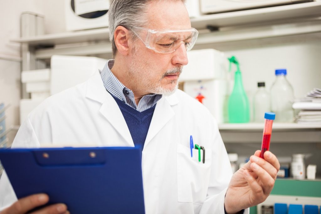 Lavish Laboratory: 4 Equipment Essentials For Your Pharmaceutical Lab ...